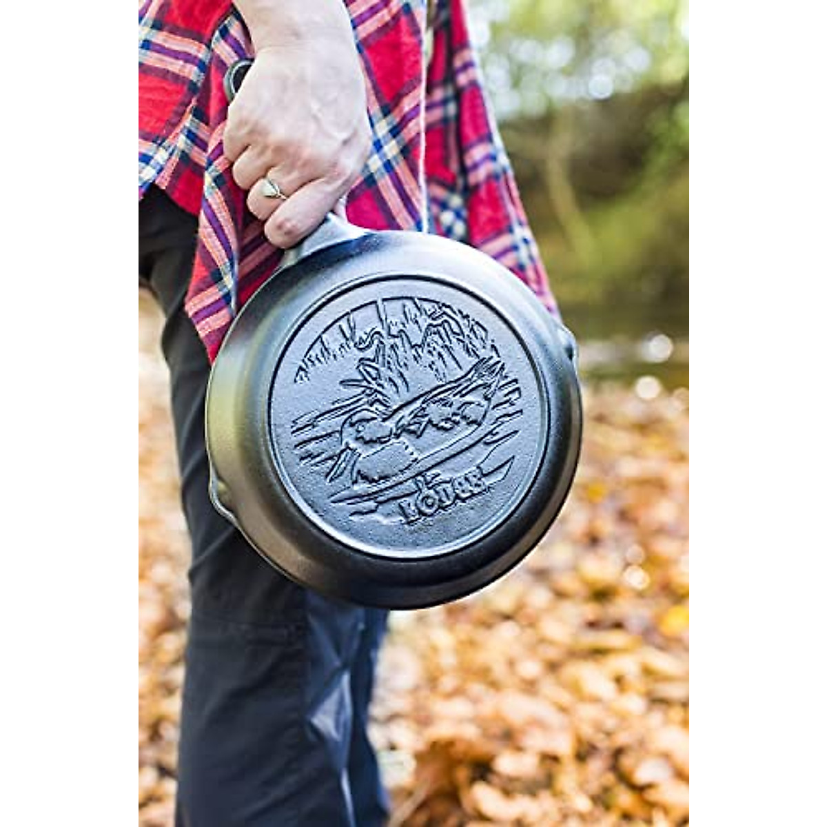 Lodge Wildlife Series - 8 Inch Seasoned Cast Iron Skillet with Duck Scene