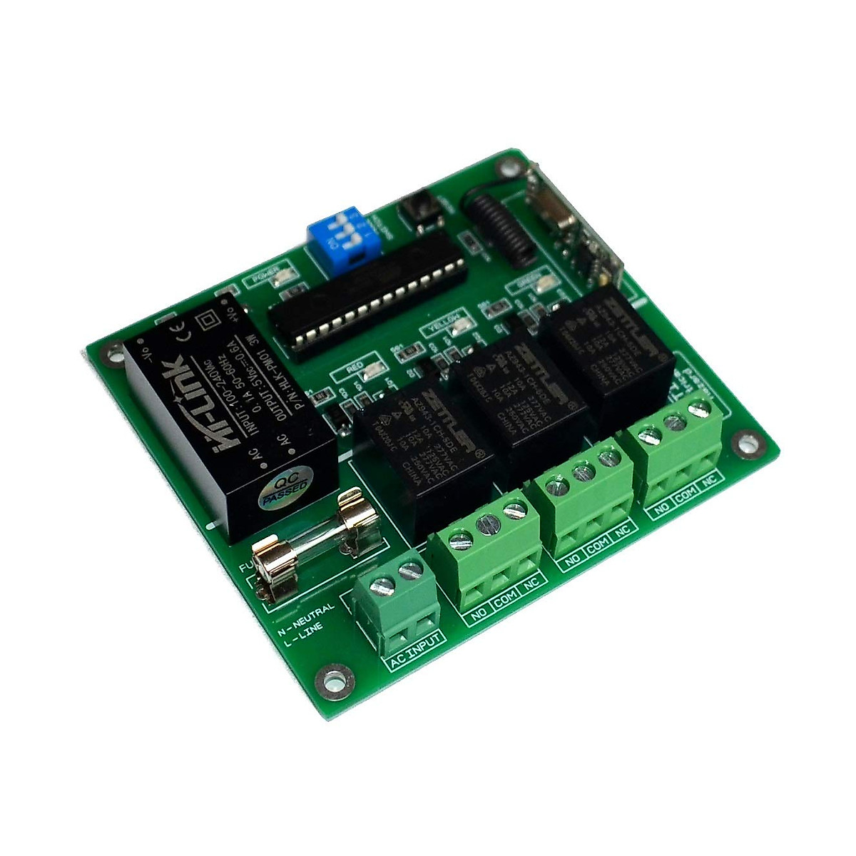 RC Remote 3 Channel Traffic Light Signal Controller/Sequencer/System Controllable by Remote Railroad Compatible AC Voltage 100V-240V 50/60HZ. DC V Up to 100V Bonus Pedestrian and Beacon Mode