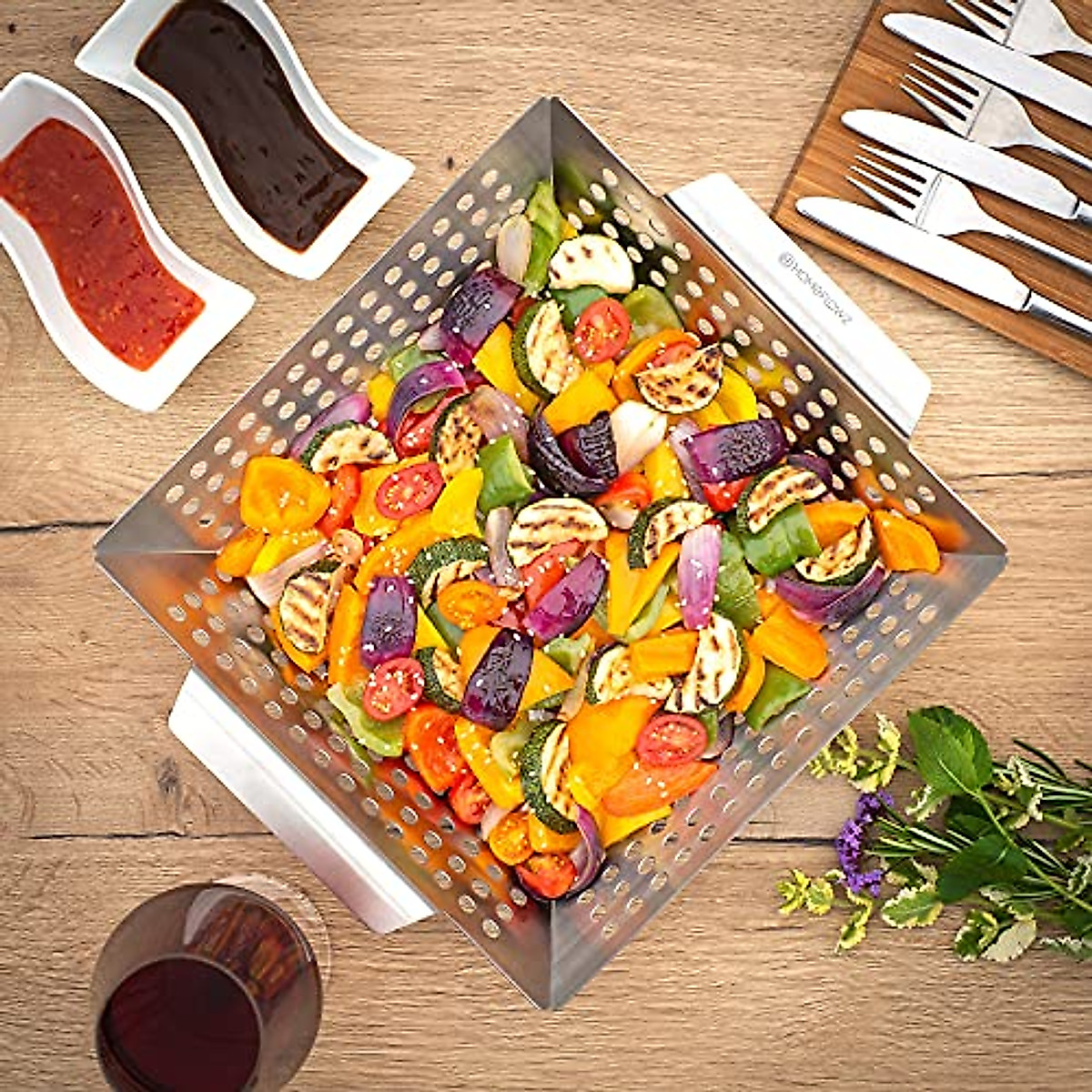 Homeflowz Heavy Duty Grill Basket – Large Vegetable Grill Basket for more Veggies - Stainless Steel Grilling Basket - Grill Baskets for Outdoor Grill -Perfect BBQ Basket for All Grills and Vegetable