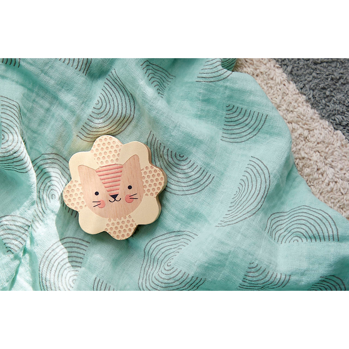 Petit Collage Friends Lion Rattle