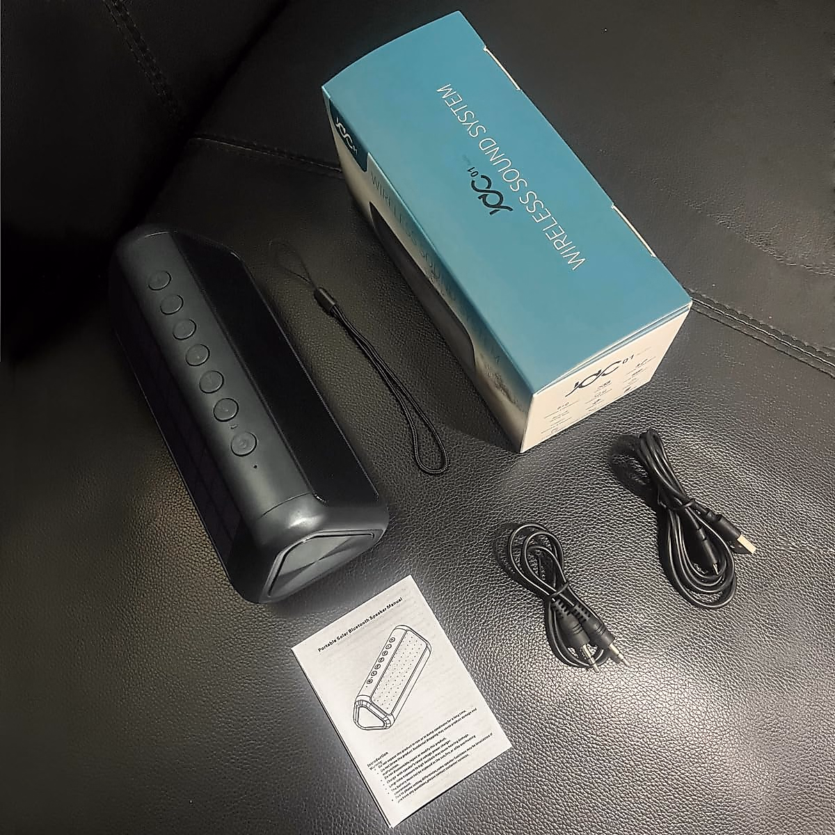 Solar Bluetooth Speaker Portable，5000mAh Wireless Speaker，IPX6 Waterproof Outdoor Speaker，Bluetooth 5.1，TWS Pairing，50H Play Time Heavy Bass for Beach，Party，Hiking，Cycling，Indoor & Outdoor Activities.