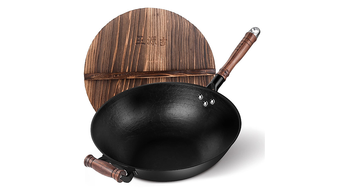 WANGYUANJI Cast Iron Wok 14.2 inch Large Stir Fry Pan with Lid