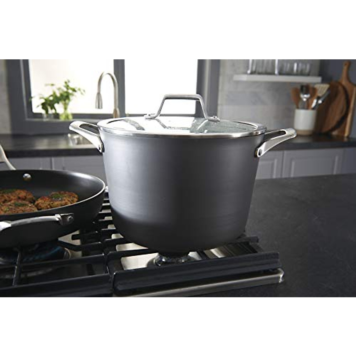 Calphalon 11-Piece Pots and Pans Set, Nonstick Kitchen Cookware with Stay-Cool Handles, Dishwasher and Metal Utensil Safe, Black