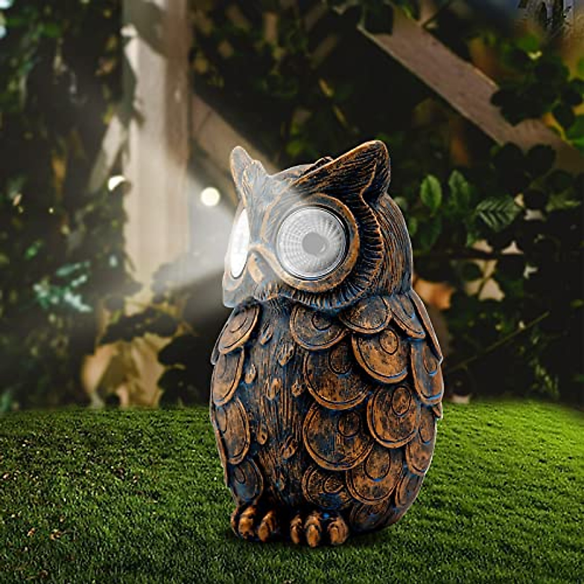 Owl Outdoor Garden Ornaments, Solar Garden Owl Garden Decor Statue, Resin Owl Garden Ornament with Solar Lights, Waterproof Garden Owl Statues Sculptures for Patio Lawn Porch Ornament Gift
