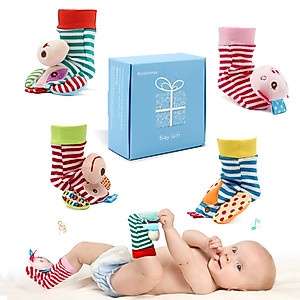 BLOOBLOOMAX Baby Infant Rattle Socks Toys, Sock rattles for Babies 0-24 Months Baby Animal Foot Finder Learning Toy (Cotton A)