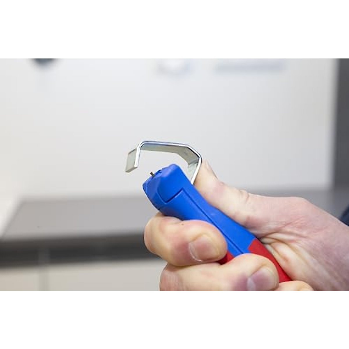 WEICON No.4-16 - Cable Knife/Multi Stripping Knife/Universal Stripping Tool with Adjustable Cutting Depth/Working Range 5/32-5/8 inch (4-16 mm)