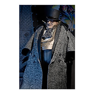 NECA Batman Returns 1/4 Scale Mayoral Penguin (Danny Devito) Action Figure