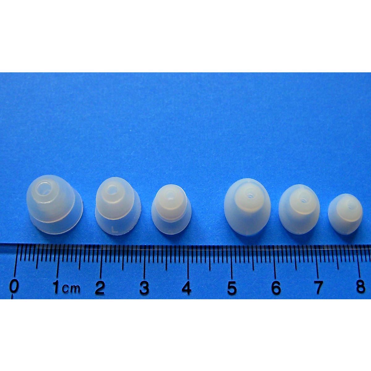 Comfortable (CL) Oval Fit Set Compatible with Shure In Ear Earphones - Replacement Ear Adapters Eartips Earbuds Eargels