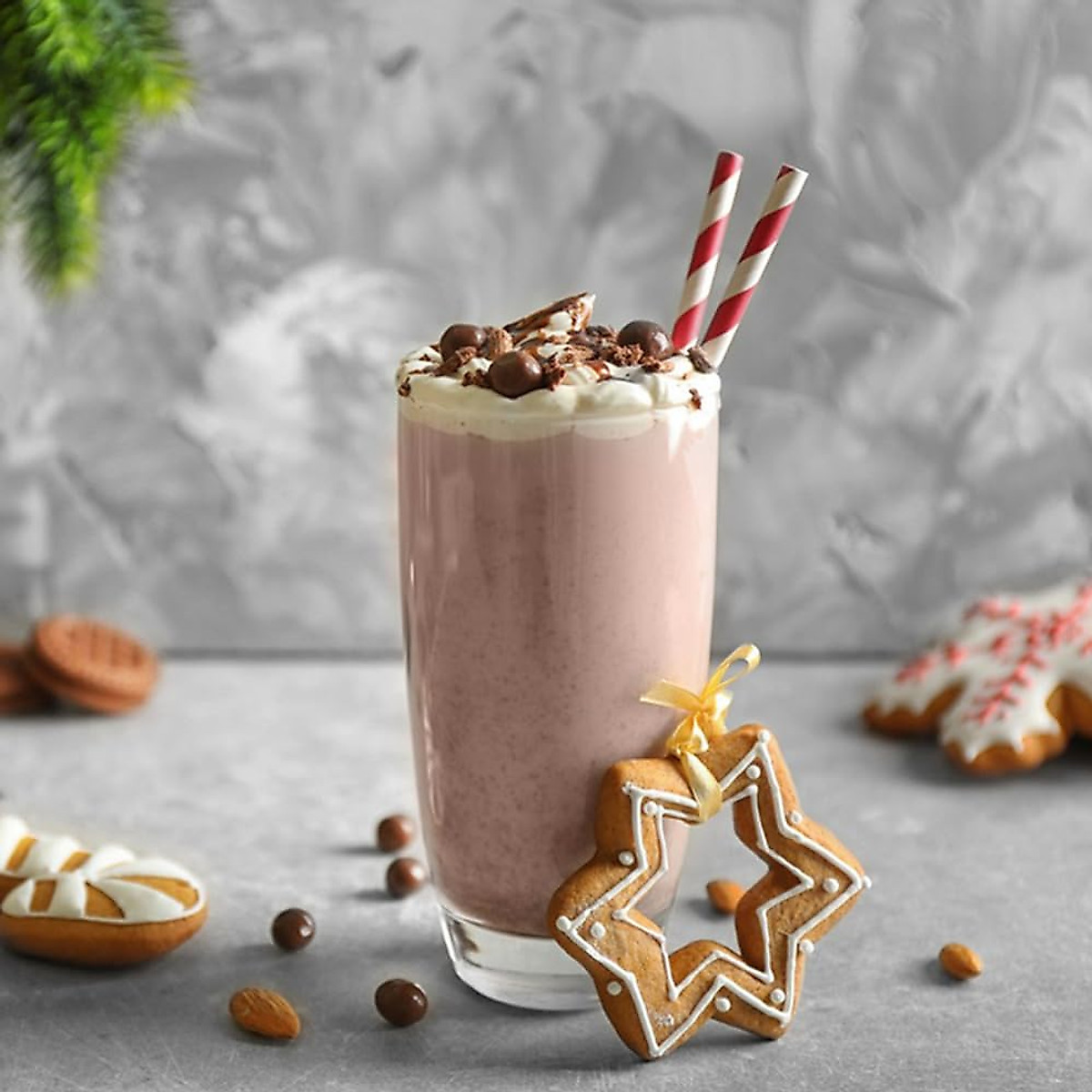 PakTalk [100 Pack] Party Straws Disposable 7.75" x0.24" Red and White Biodegradable Paper Drinking Straw for Cocktail, Milkshake, Coffee, Lemonade (0.24" x 7.75", Red)