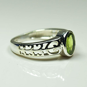 55Carat Natural Peridot Ring 925 Sterling Silver Oval Cut August Birthstone Bezel Style Jewelry Size 4-13