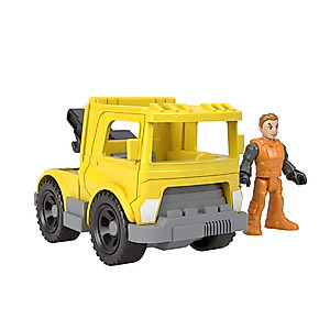 Fisher-Price Imaginext Mega Hauler, Push-Along Toy Tow Truck and Character Figure Set for Preschool Kids Ages 3-8 Years