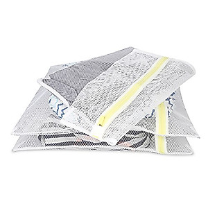 Laundry Bags, SASUM 3 Pack (3 Large) Mesh Thick Polyester Wash Bags Premium Durable White for Jeans, Lingerie,Socks, Bra,Sweaters, Coats in Washing Machine and Drier