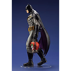 Kotobukiya DC Comics Batman: Last Knight on Earth Batman ARTFX Statue, Multicolor (SV317)