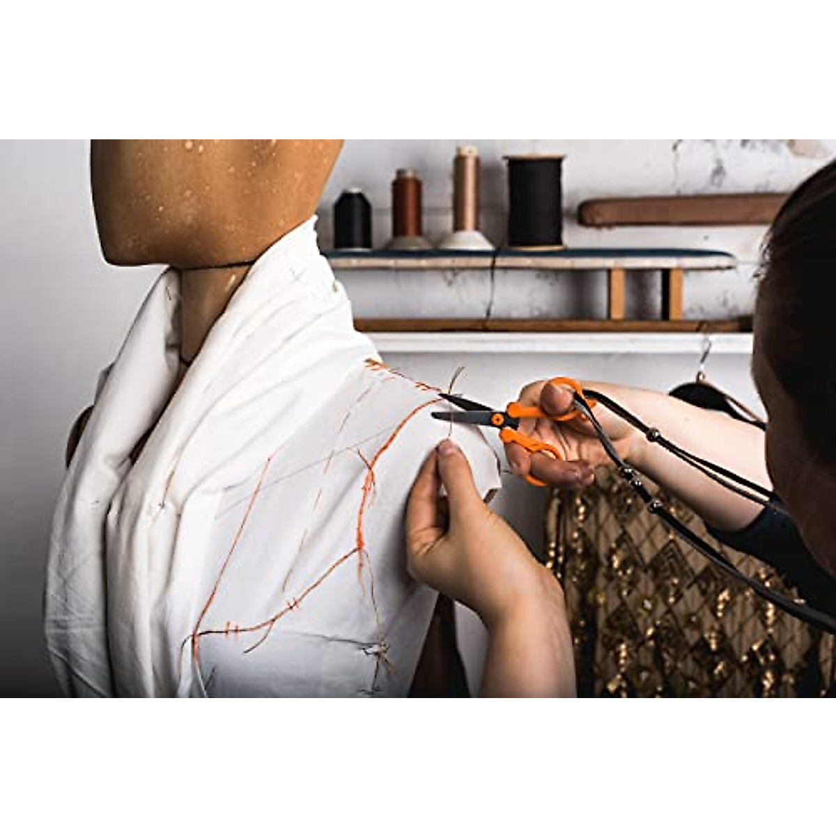 Fiskars 6411501951236 Foldable Scissors, Length: 11 cm, for Right-and Left-Handed Users, Stainless Steel Blade/Plastic Handles, one, Orange