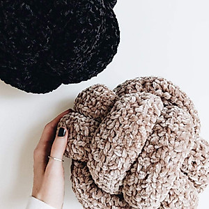 Clisil 2 Skeins Velvet Yarn Knitting Crochet Soft Coffee Brown Velvet Chenille Yarn DIY Luxury Velvet Sweater Scarf Blanket Knot Pillow Hat Yarn