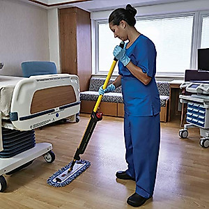 Rubbermaid Commercial Products HYGEN PULSE Single Sided Microfiber Spray Mop Kit for Hardwood/Tile/Laminated Floors, Yellow, Perfect for Kitchen/Lobby/Bathroom/Janitorial Cleaning (1835528)