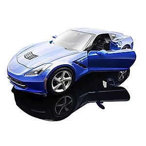 Maisto 1:24 Scale 2014 Corvette Stingray Coupe Diecast Vehicle (Colors May Vary)