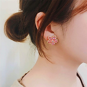 DAMLENG Handmade Chic Boho Pink Rhinestone Flower Statement Stud Earrings with Gold Flower Bud for Women Sister Mom Lover and Friends (Pink)