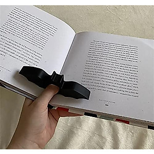 Cute Wood Book Page Holder Thumb Ring Page Holder Book Reading Accessories for Teachers Students Book Lovers Reading School Office Home Supplies (Bat)