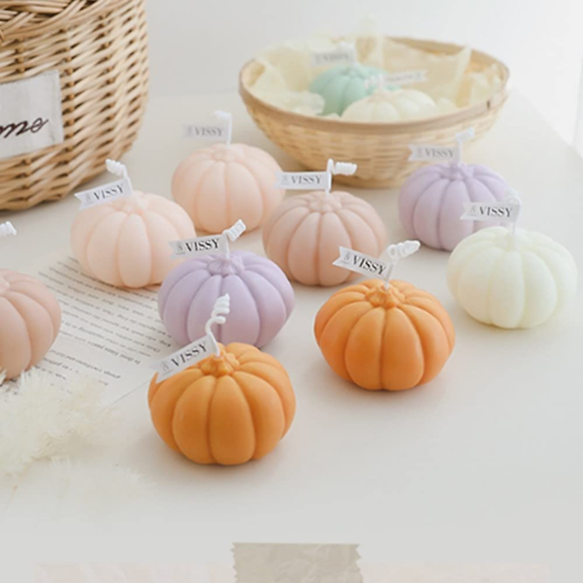 2 Pcs pumpkin scented candles ， Soy Wax Scented Candle Art Decorative Handmade for Wedding Christmas Birthday Gift