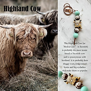 Qpige Highland Cow Gifts Cute Keychain Beads Highland Cow Keychain for Car Key Chain Highland Cow Lovers Gifts(Khaki)