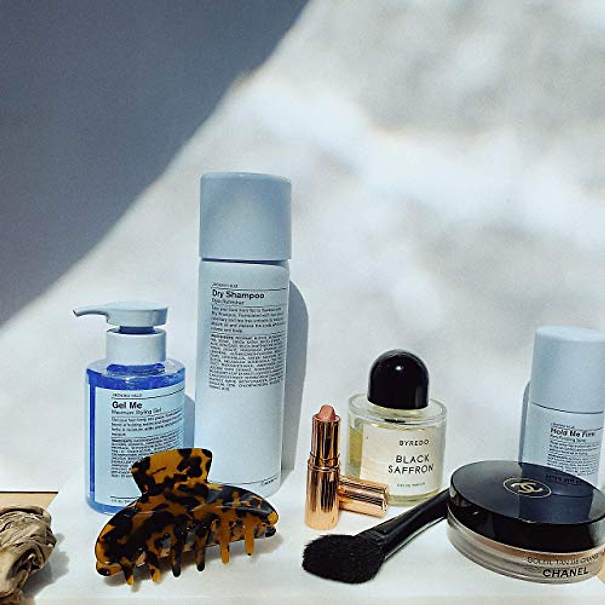 J Beverly Hills Blue Dry Shampoo Style Refresher with Tea Tree Oil for Oily Scalp, 5.5 Oz