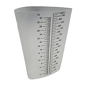 32 oz Graduated Plastic Triangular Container Three-Sided Beaker for Measuring and Mixing (Pack of 20)