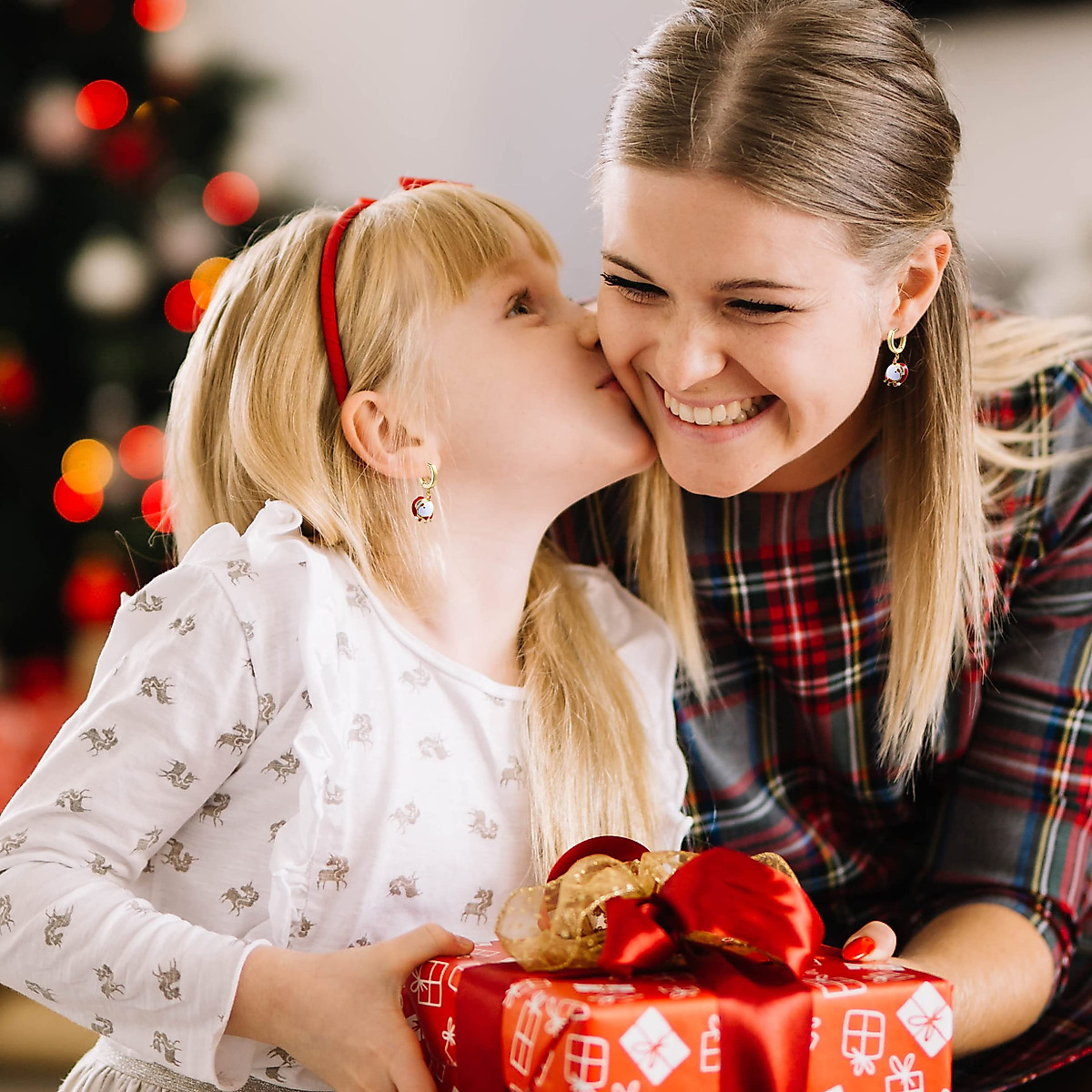 sovesi Christmas Earrings for Women, Christmas Snowman, Santa, Bell Drop Dangle Earrings for Girls Cute Christmas Huggie Hoop Earrings Xmas Holiday Jewelry