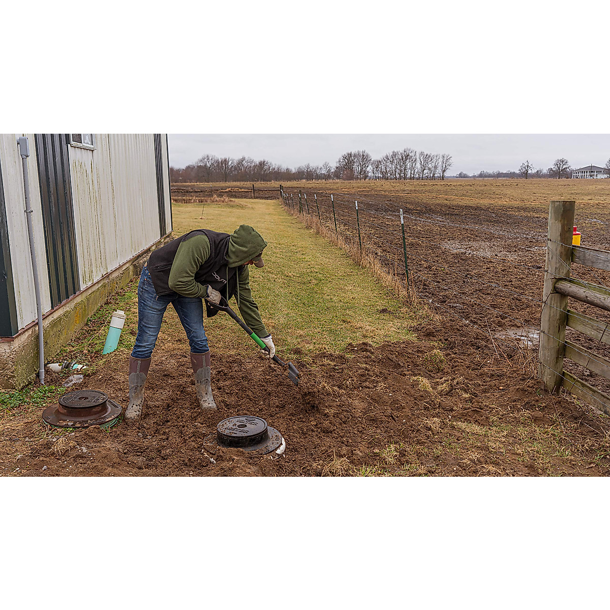 Hooyman Spade Shovel with Heavy Duty Carbon Steel Head Construction, Ergonomic No-Slip H-Grip Handles, D Handle, and Oversized Steps for Gardening, Land Management, Yard Work, Farming and Outdoors