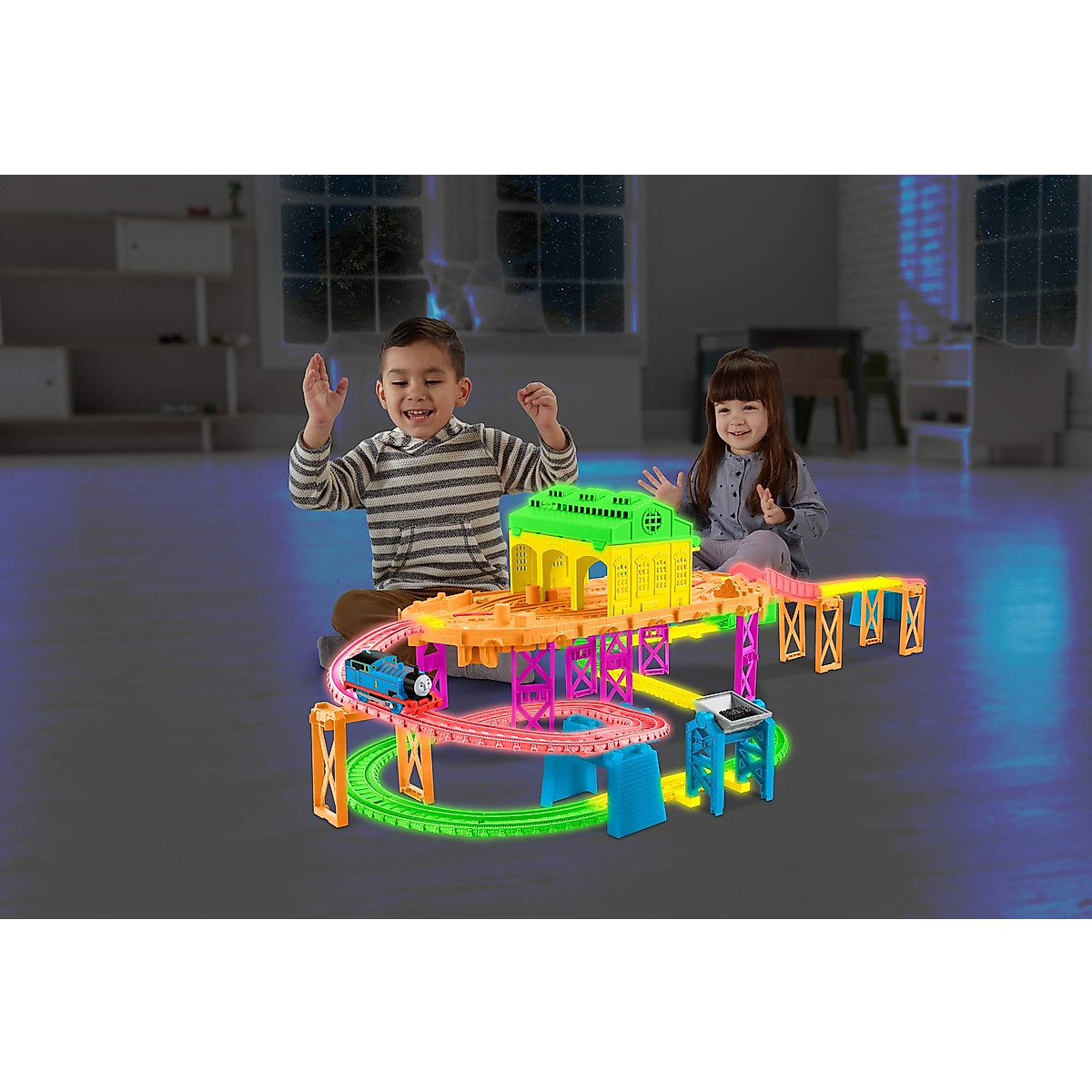 Thomas & Friends FJL41 Kids' Toy Vehicle Playsets, Multicolour
