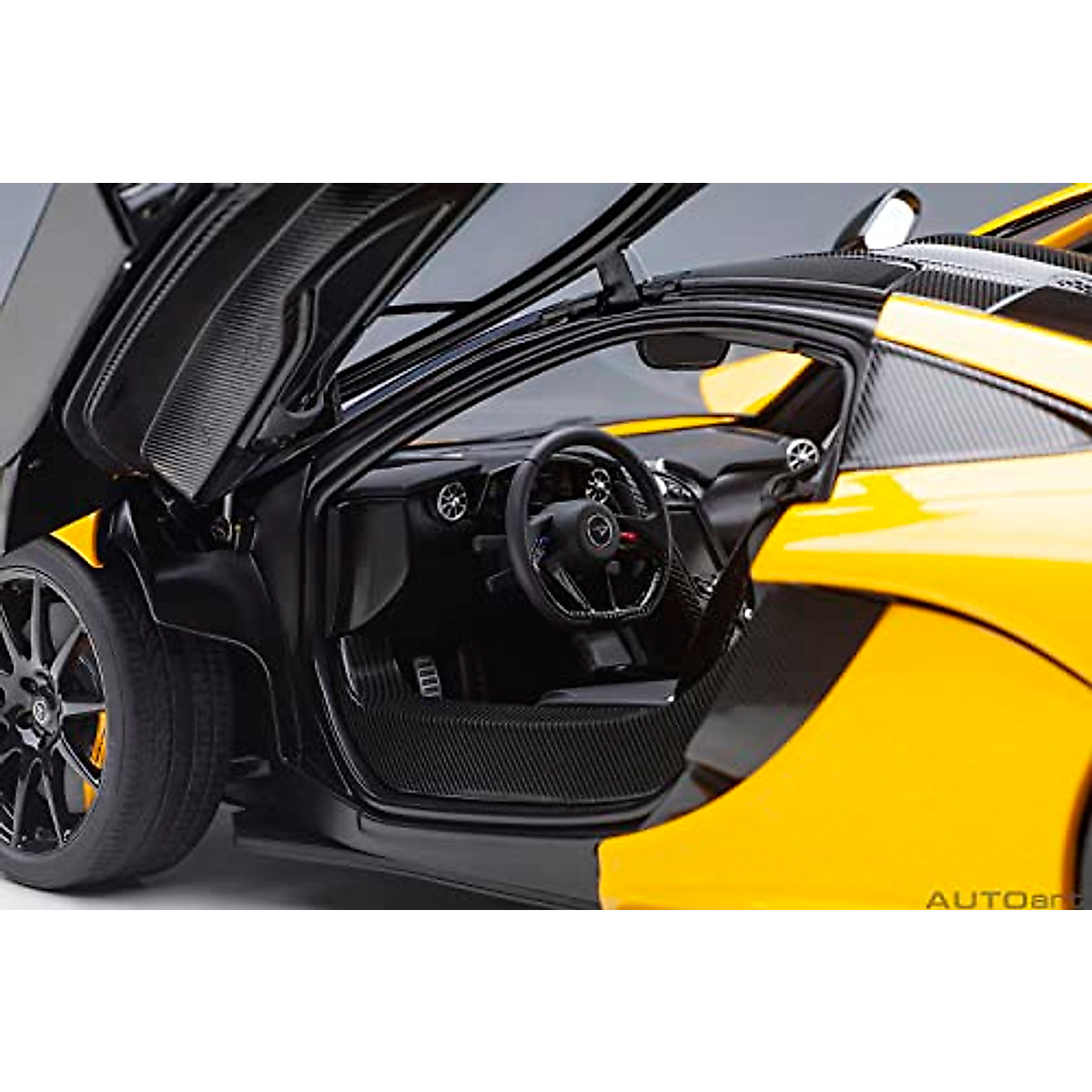 AUTOart McLaren P1 Volcano Yellow w/Yellow/Black Interior 1/18 Model Car 76067