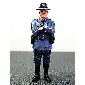 16108 American Diorama Figurine h2zd70w7bg - State Trooper Tim Figure (1/18 Scale, Blue) 16108 diecast car 6282v18p7g Model 16108 American Diorama Figurine - 1:18 Scale State
