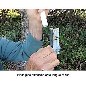 smartatfixes T-Post Deer Flag Kit – Extend The Height of Your T Post Fend to Keep Deer Out of Your Garden. Inexpensive, Easy Solution.