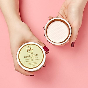 Pixi Beauty Glow Peel Pads | Exfoliating Treatment Pads Contain 20% Glycolic Acid | Reveal Glowing Complexion | 60 Pads