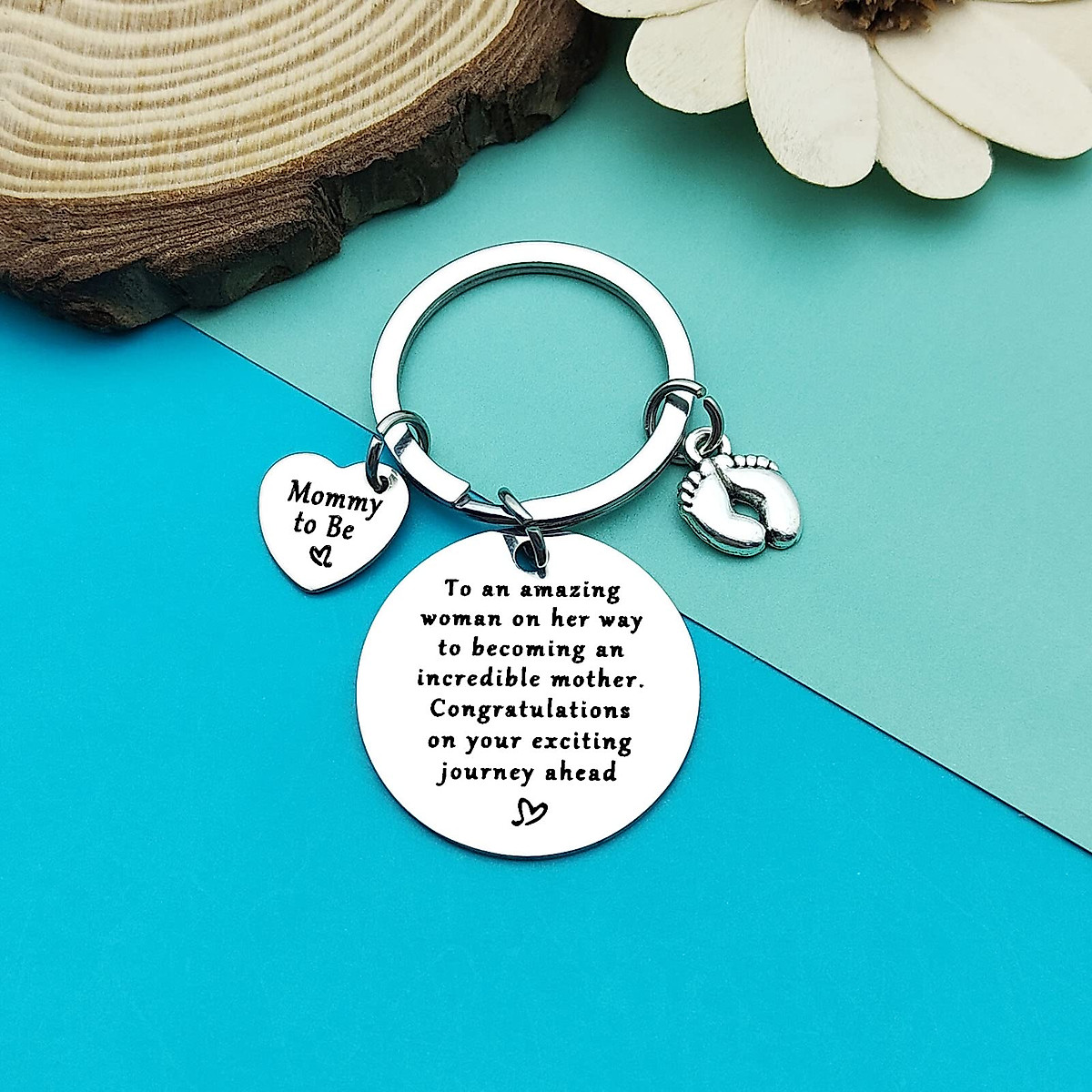 Mom to Be Gift New Mom Keychain Pregnancy Announcement Gift Baby Announcement Jewelry Gifts First Time Mom Gift New Mom Keyring Mother to be Gift Baby Shower Mother Day Gift To An Amazing Woman