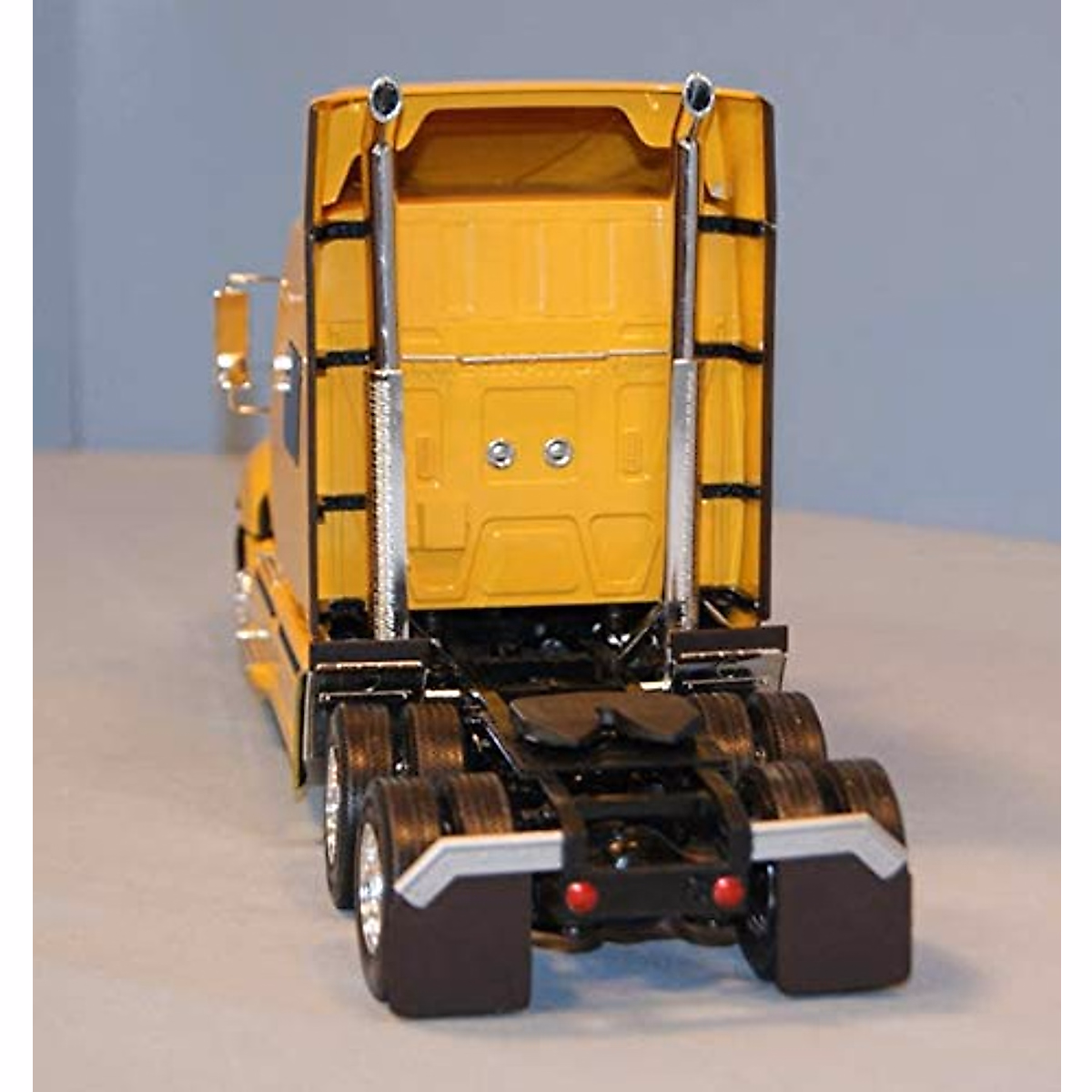 Moebius Models International ProStar 1/25