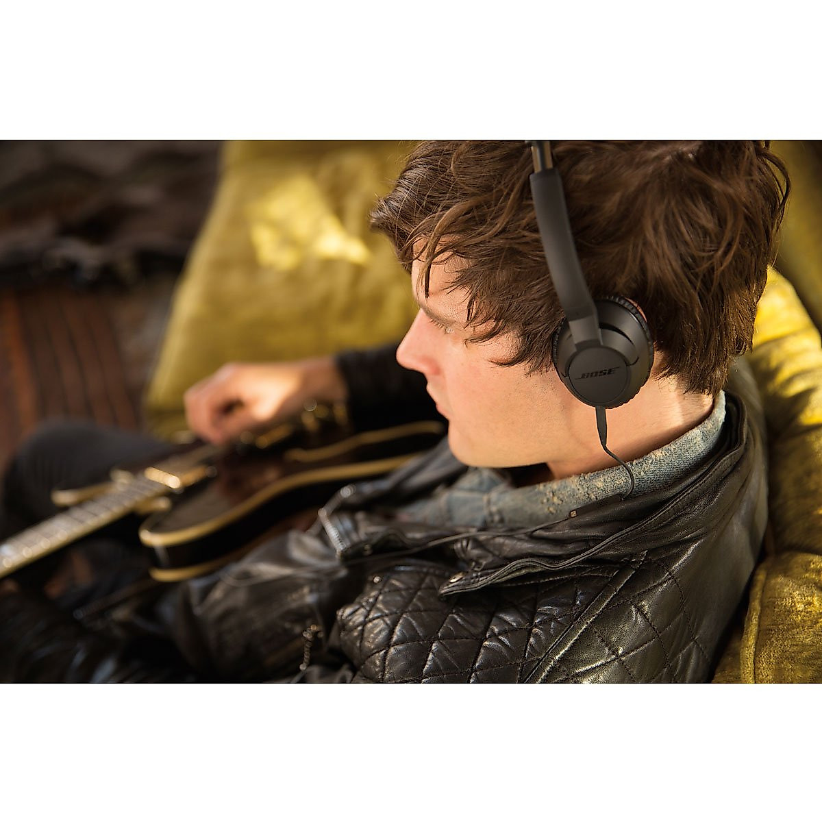 Bose SoundTrue Headphones On-Ear Style, Black for Apple iOS