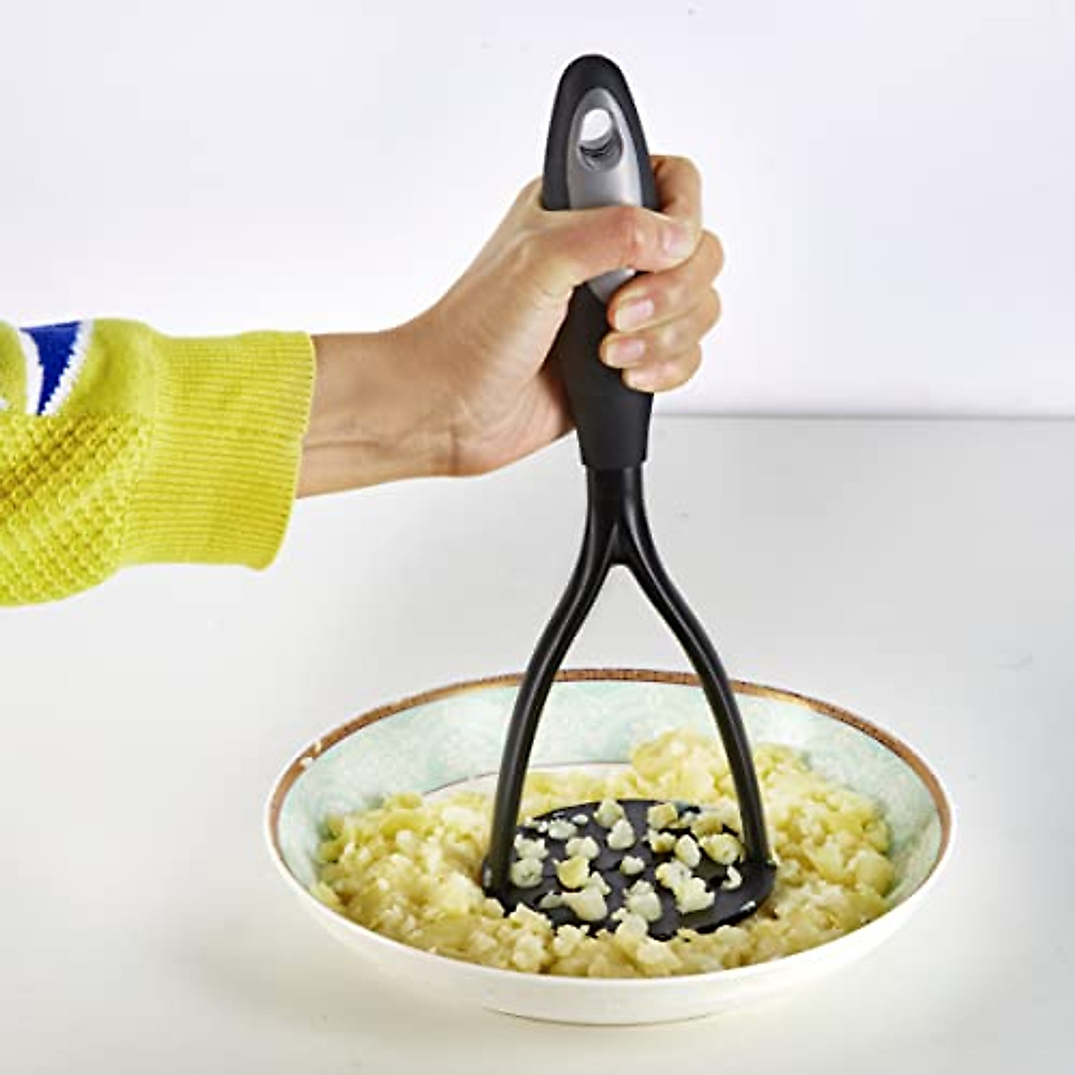 KSENDALO Multifunctional Kitchen Cooking Tool – Potato Masher, Avocado Masher, Bean Masher - Nonstick Degradable Nylon Blade with Comfortable Rubber Wrapped Handle, Degradable Nylon Blade, Black