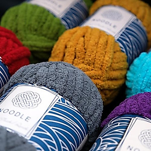 Blanket Extra 1 Pack 250g/8.81oz Polyester 6 Super Bulky (Jumbo) 38 yds Knitting Crochet Crafts & Amigurumi Chunky Chenille Yarn Home Decor (Green)