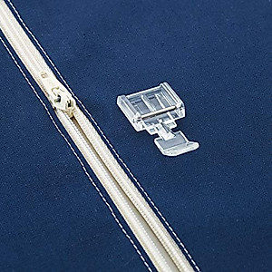 Brother Sewing Machine, GX37, 37 Built-in Stitches, 6 Included Sewing Feet