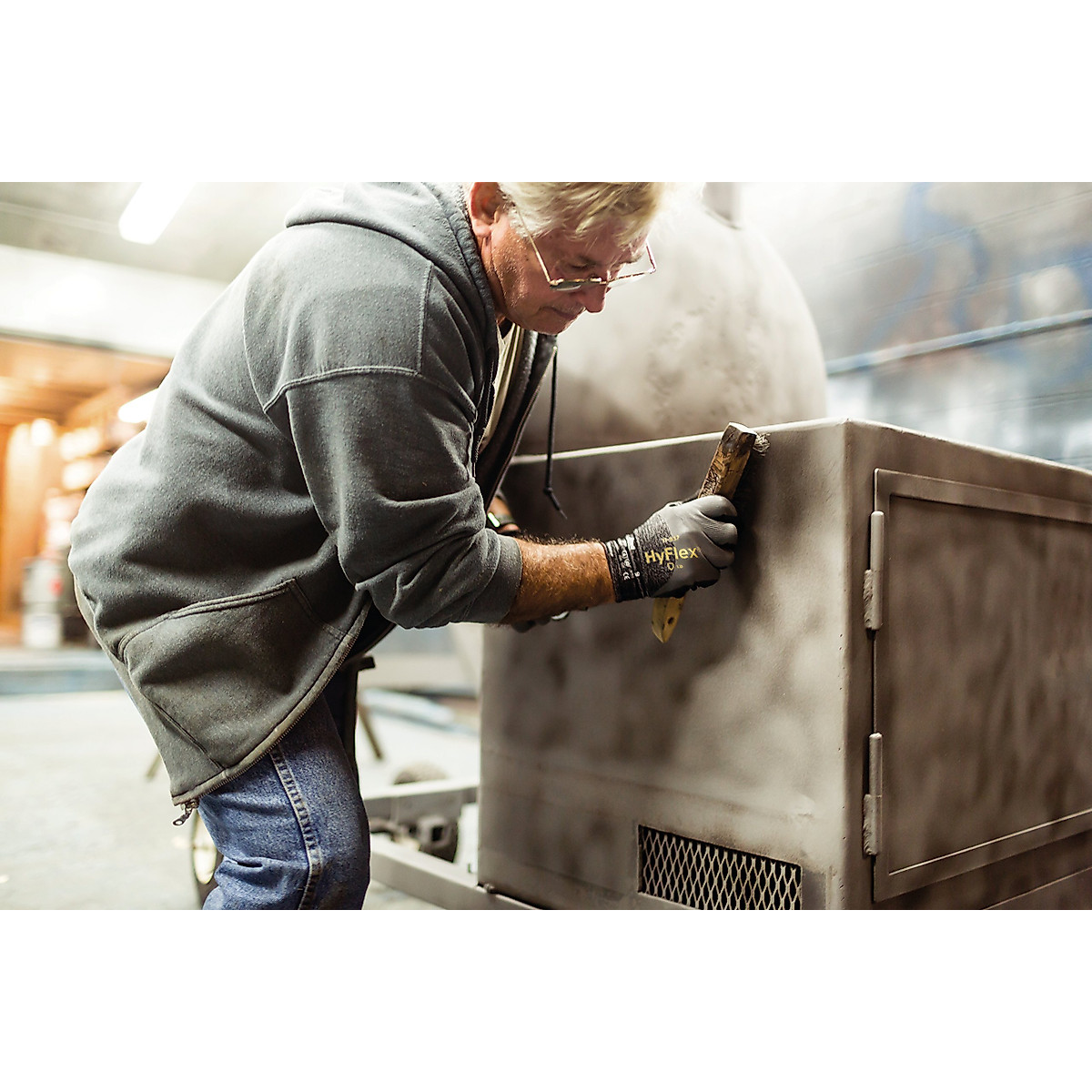 HyFlex 11-939 Cut/Oil Repellent Gloves - Light Weight, Fully Coated, Grip, Size Medium (pack of 12)