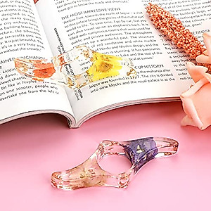 Prasacco 2 Pieces Book Page Holder, Dried Flower Transparent Thumb Ring Page Holder Handmade Personalized Flower Resin Bookmark Book Reading Accessories for Teachers Student Bookworm Readers Literary