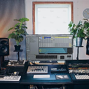 Pioneer DJ VM-70 6.5-inch Active Monitor Speaker - Black