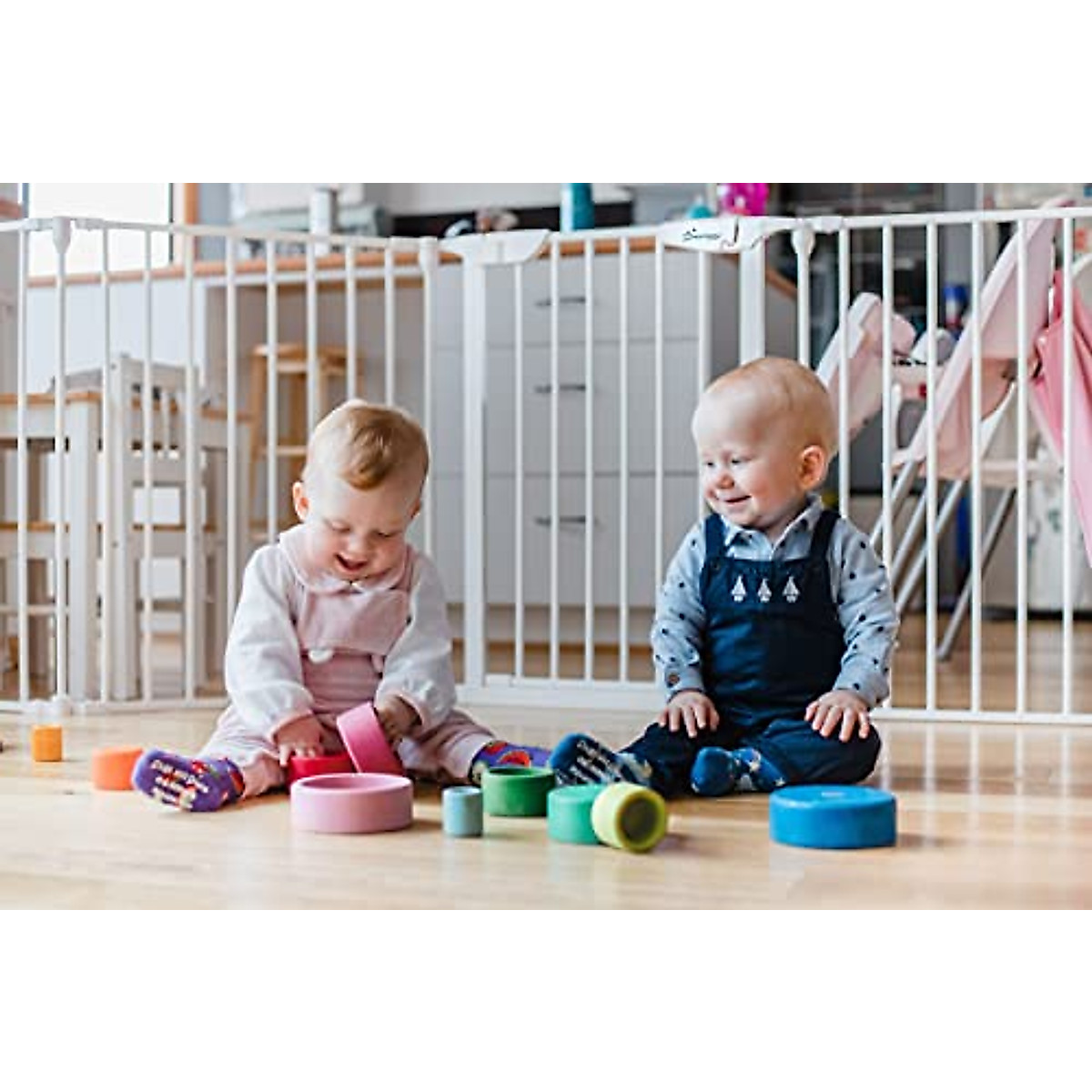 Dreambaby Mayfair Converta 3 in 1 Play-Pen 6 Panel Gate - Versatile Baby Playpen and Toddler Play Yard, Foldable Design, Secure Baby Fence Play Area, Ideal Playpen for Babies and Toddlers - White