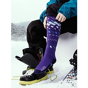 OutdoorMaster Unisex Ski Socks,Skiing and Snowboarding Socks for Men & Women with Over the Calf Design/Non-Slip Cuff