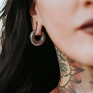 LADEMAYH 2 Pairs Set Stainless Steel 2g Hoop and 00 Gauges for Women, Silver 00g Plugs Gauges for Ears, Ear Stretching Expander Gauges Body Jewelry