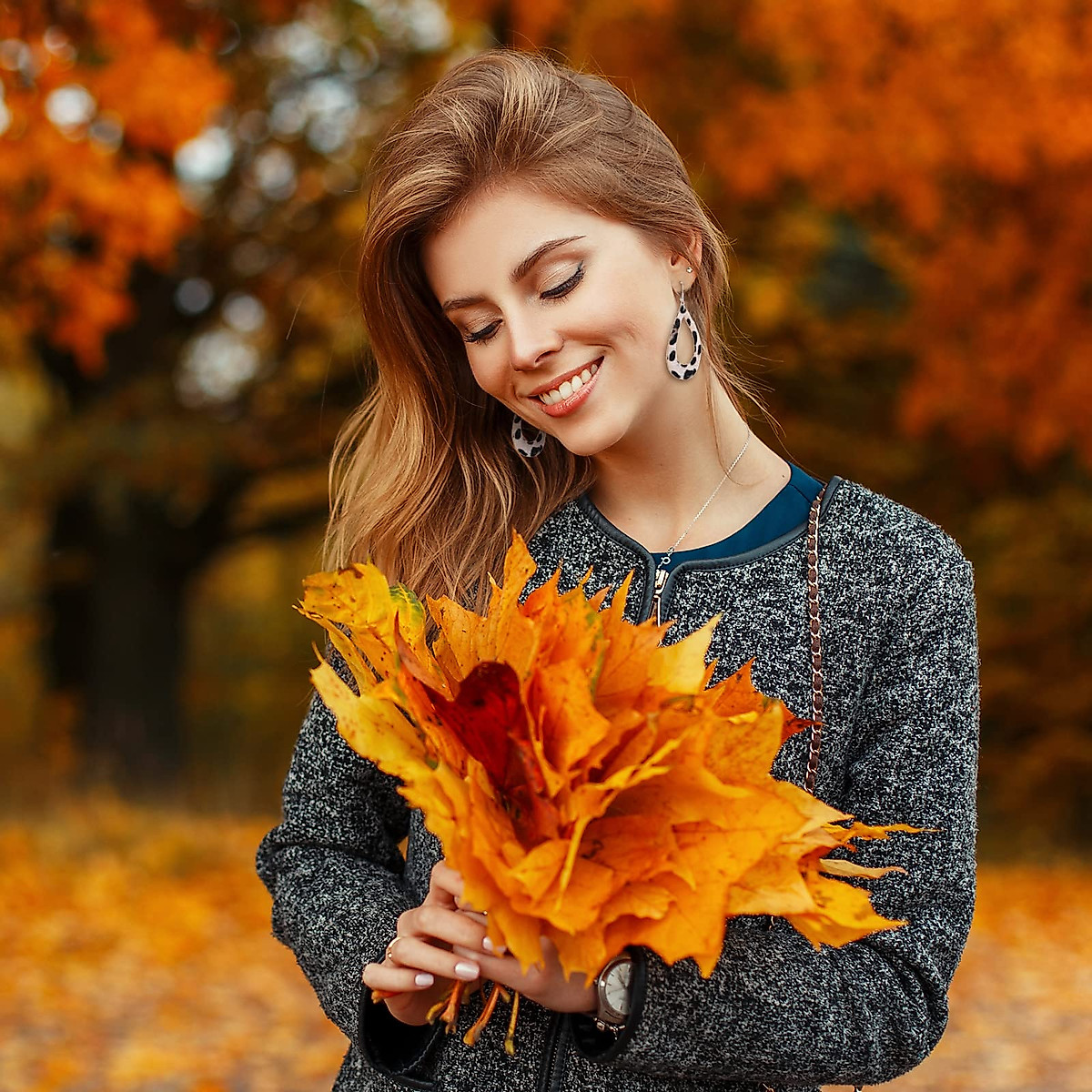 20 Pieces Petal Leather Earrings Leopard Print Earrings Teardrop Dangle Earrings