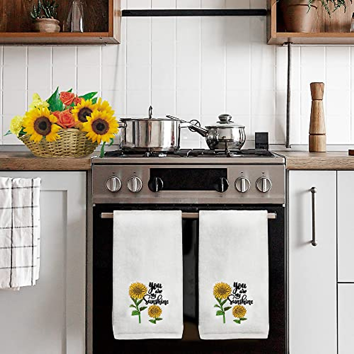 Hexagram Sunflower Hand Towels Set of 2-Embroidered Sunflower Kitchen Decor-100% Cotton Soft Luxury Decorative Hand Towel for Bathroom-Housewarming Gifts Sunflower Bathroom Towels 13.8 x 29.5 Inch