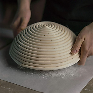 Forsun 1pcs 10" Round Banneton Brotform Bread Dough Proofing Rising Rattan Basket & Liner,Banneton Proofing Basket Set - for Home Bakers (Sourdough Recipe) & Bread Making