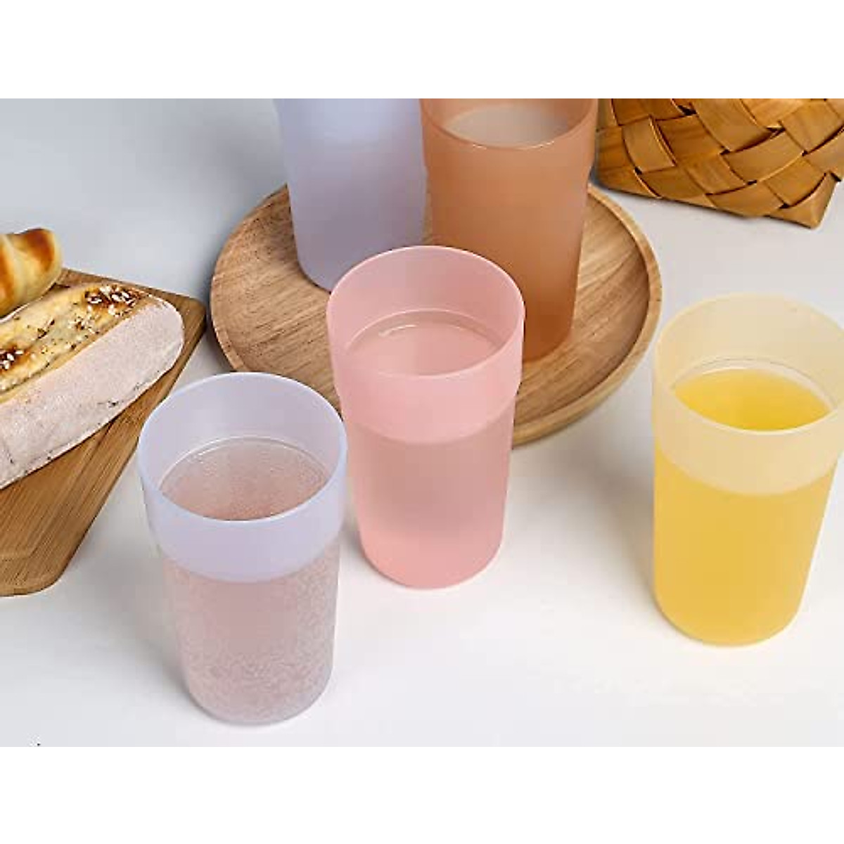 WANCHIY Reusable Plastic Cups- 20 oz Plastic Cups, Plastic Tumblers Set of 8, Unbreakable Plastic Drinking Glasses - Colorful Stackable Party Cups Set (Pack 8-20oz)